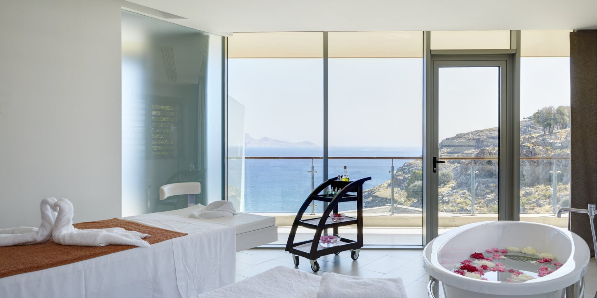 Lindos Blu Luxury Hotel & Suites - Travel House