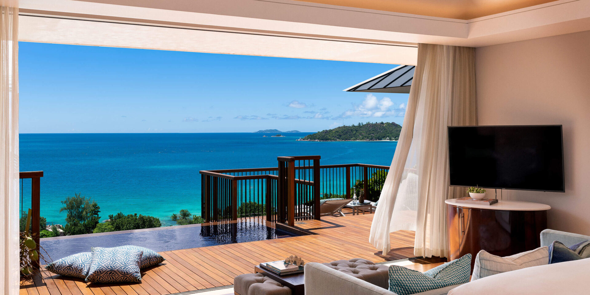 Raffles Praslin - Travel House